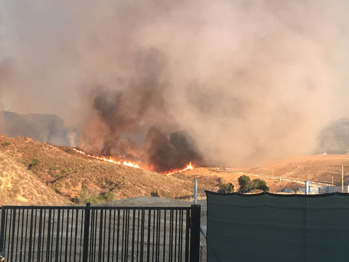 SAND FIRE UPDATE: Fair Oaks Ranch Evacuations, Highway 14 Shut Down - # ...
