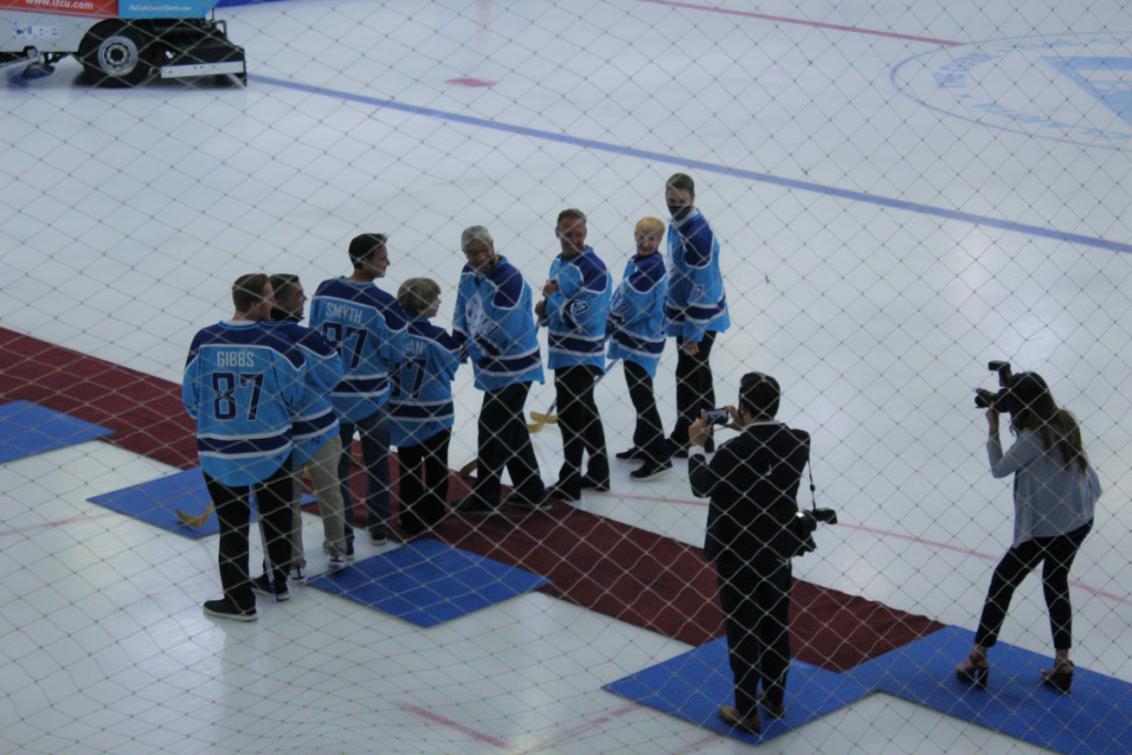 City Celebrates Opening Of The Cube Ice Rink In Valencia With Ribbon ...